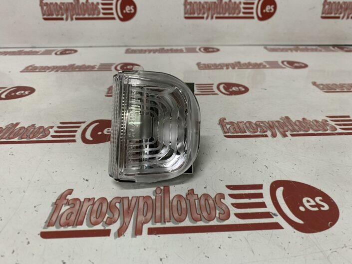 Piloto En Espejo Izquierdo MERCEDES SPRINTER año 2018 a 2023 - Faros y ...