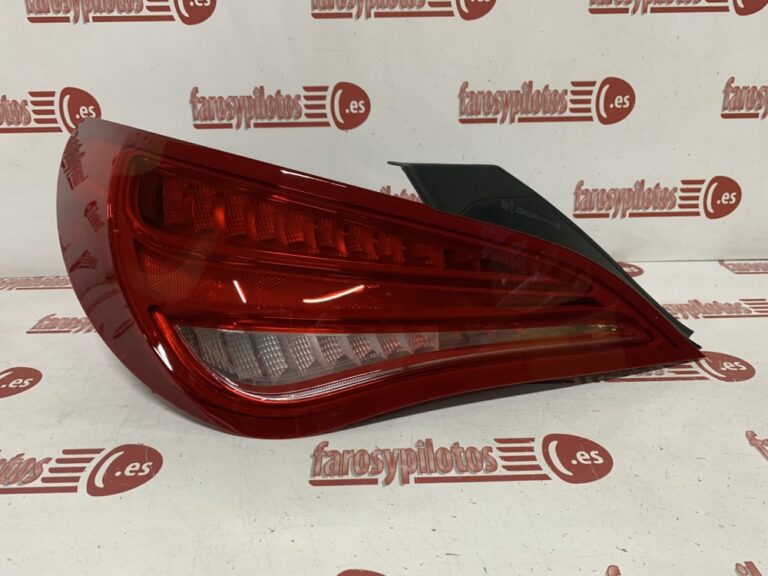 Piloto trasero izquierdo Mercedes CLA 4 PUERTAS Año 2013 a 2017 C117 ...